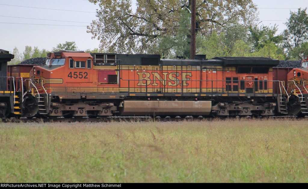 BNSF 4552
